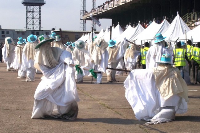 Nigerians Honor Former Chief, Celebrate Cultural Heritage During Eyo ...